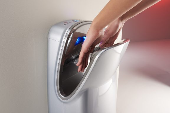 Restaurant Owners: Is It Time to Trade in Those Old Hand Dryers ...